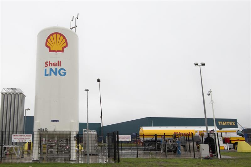 Shell opens third LNG truck refuelling station Shell opens third LNG truck refuelling station
